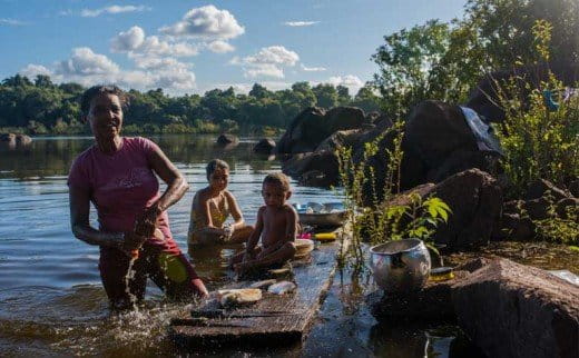 Iriri River families fight to keep their Amazonian homelands