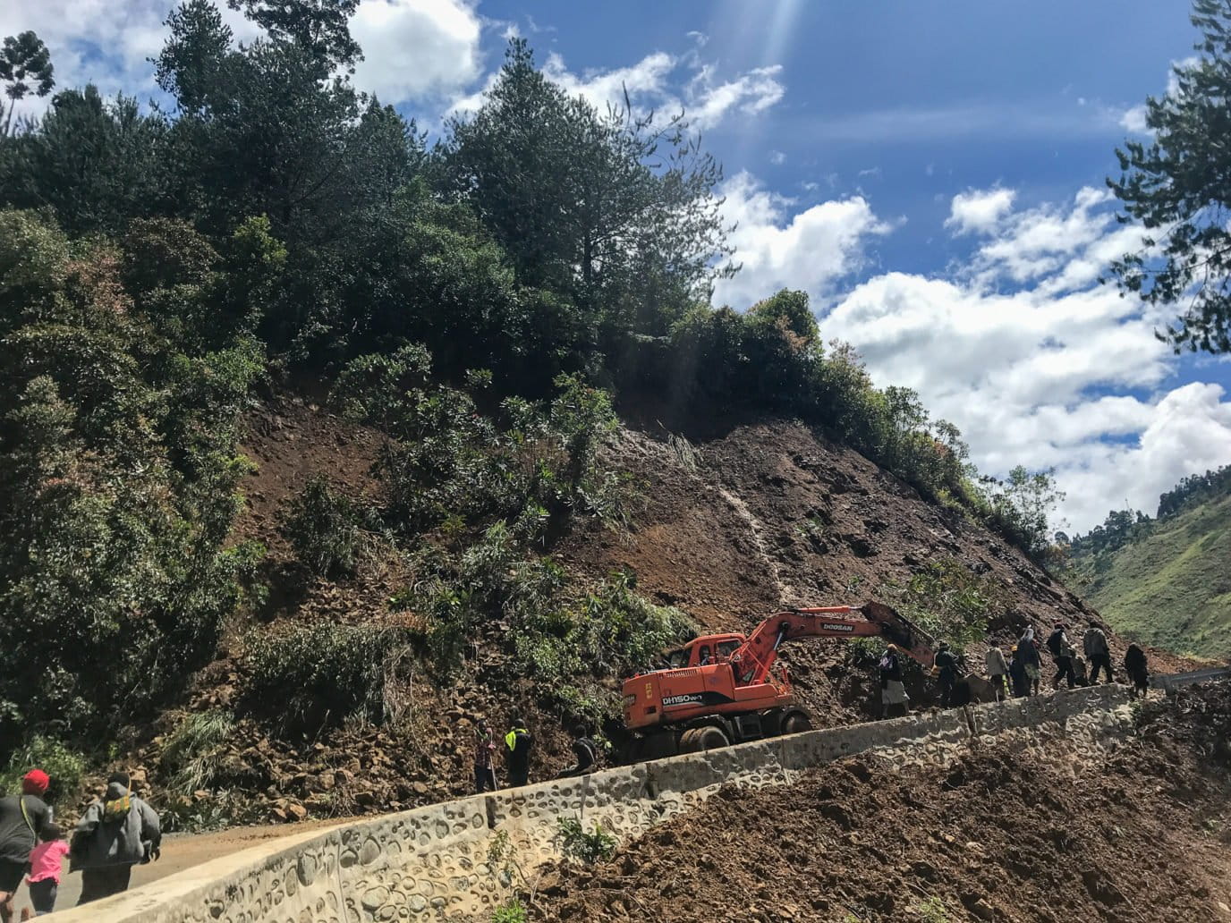 Two identical road trips, a year apart, highlight PNG’s infrastructure woes