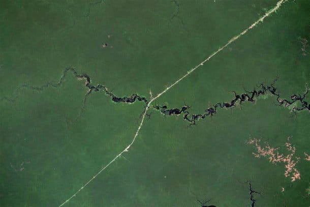 Brazil’s BR-319: Politicians capitalize on the Manaus oxygen crisis to ...