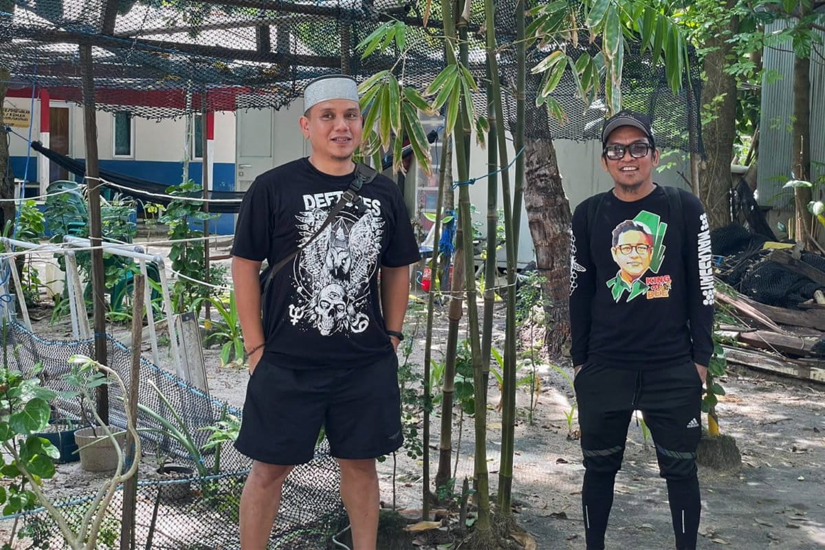 An Indonesian rock star shines his light on mangroves, urban farming ...