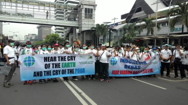 Young Indonesian climate leaders demand safe future in new book