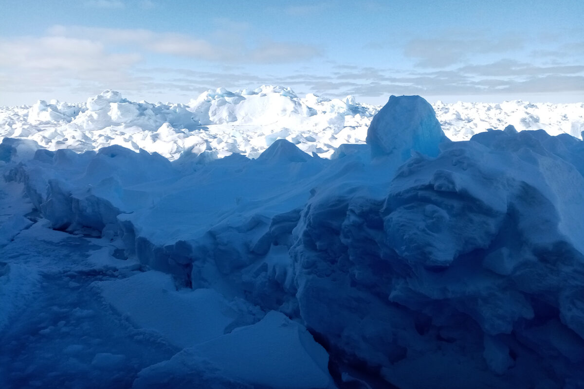 Southern atmospheric rivers drive irreversible melting of Arctic sea ... Southern atmospheric rivers drive irreversible melting of Arctic sea ...