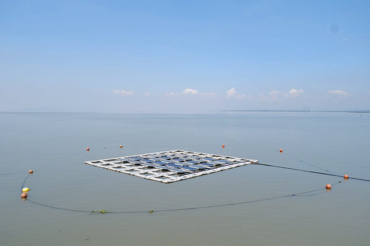 Floating solar project on Philippines natural lake brings hope — and questions