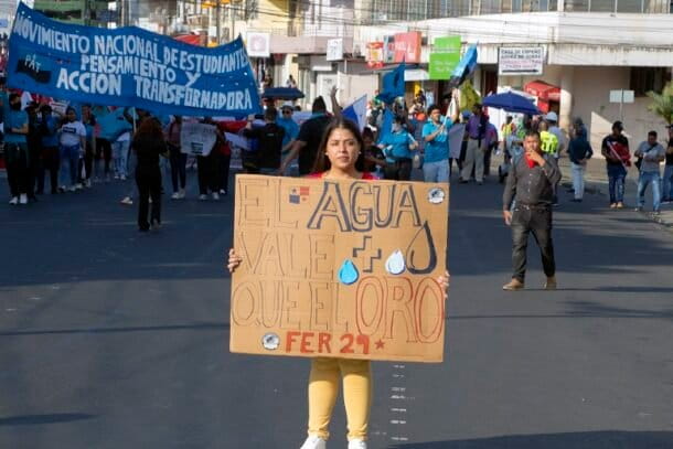 Panama protests to protect ecosystems and canal against pending mining deal
