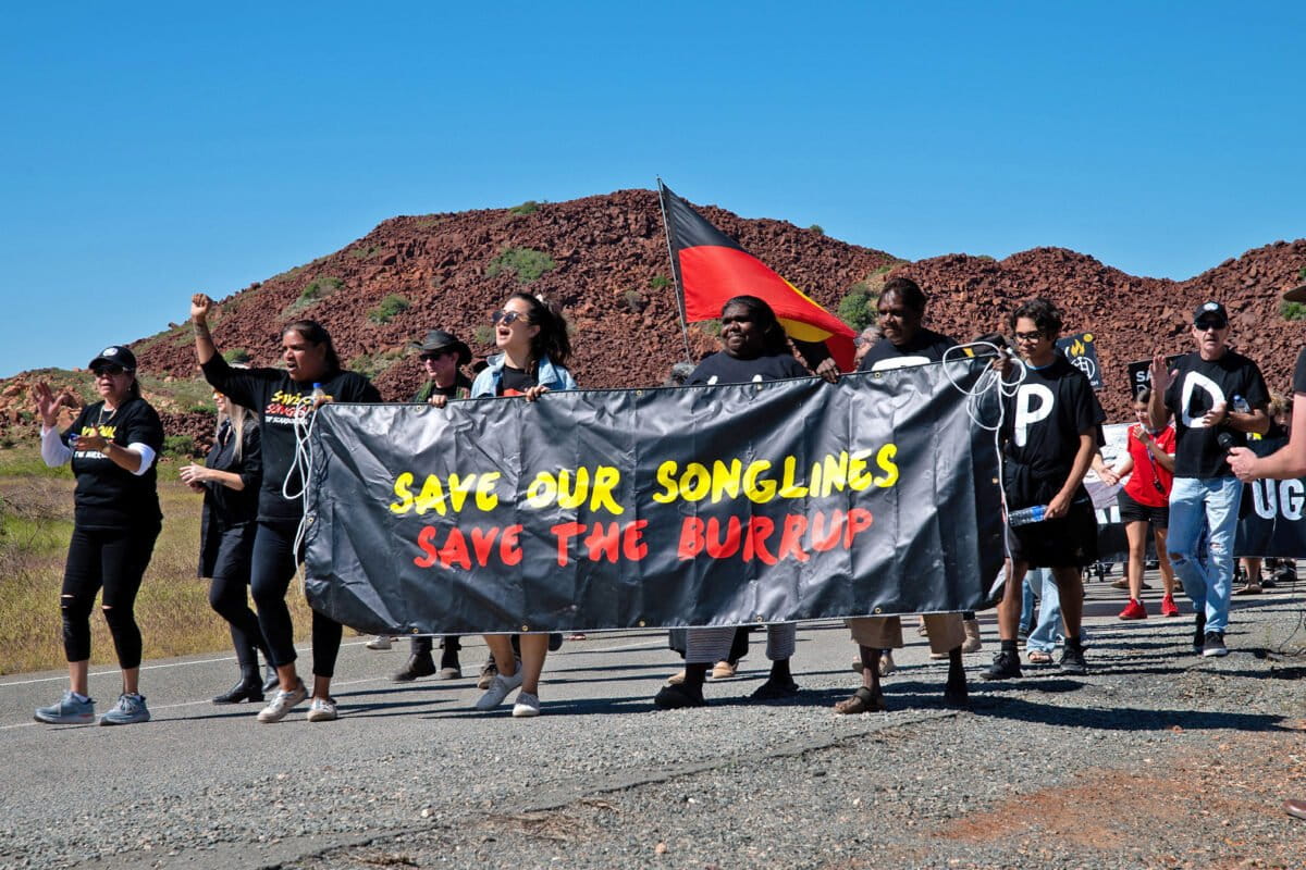 Australia crackdown on climate protesters grows amid fight against gas ...