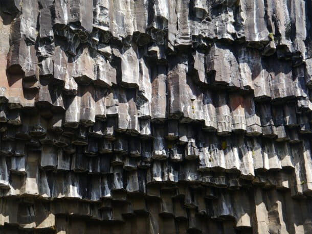 Storing CO2 in rock: Carbon mineralization holds climate promise but ...