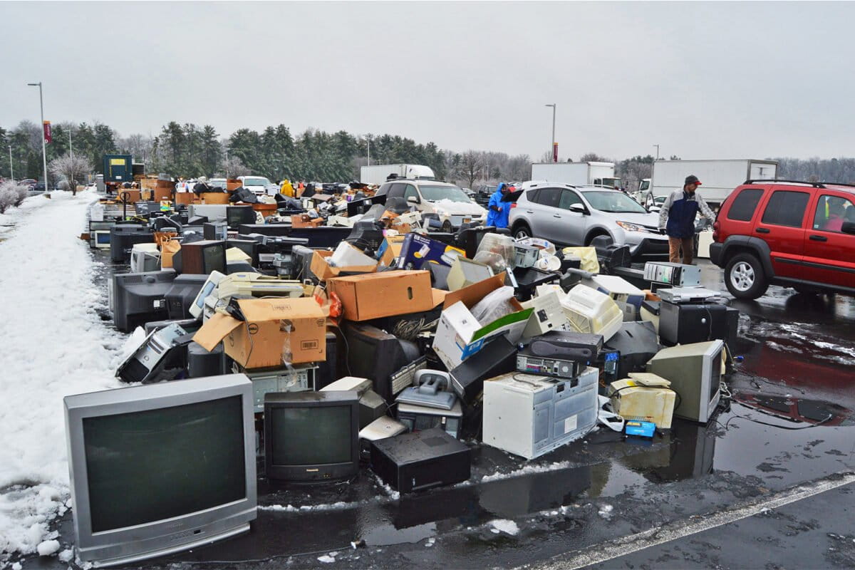 Renewables won’t save us from climate catastrophe, experts warn; what will?