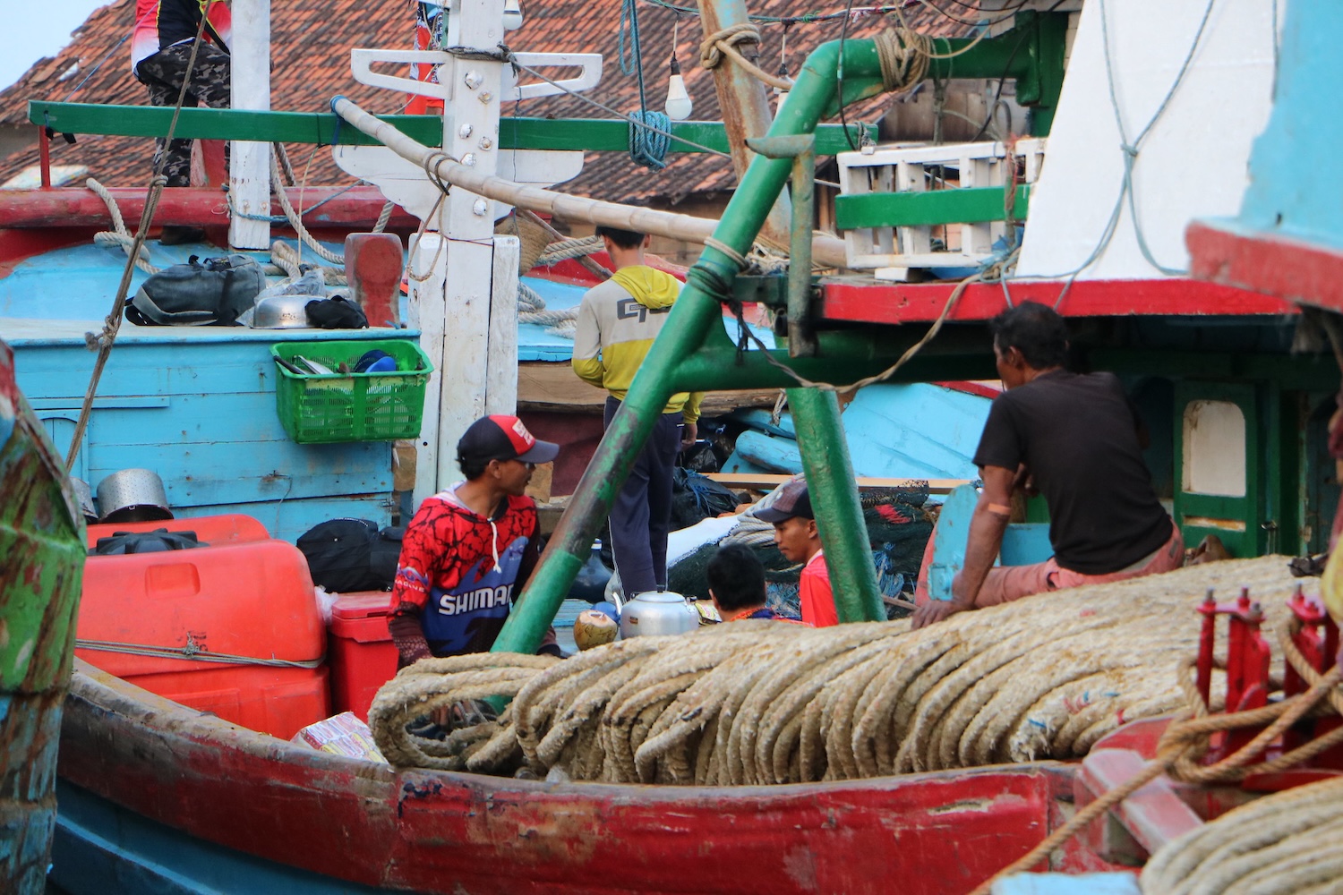 Southeast Asia's fisheries thrive despite decades of overfishing ...