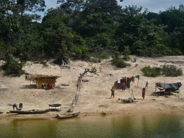 Malaria outbreak among Indigenous Pirahã linked to forest loss ...