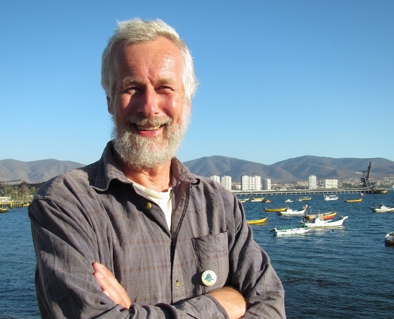 Martín Thiel: “tenemos que parar este tsunami de nuevos plásticos”