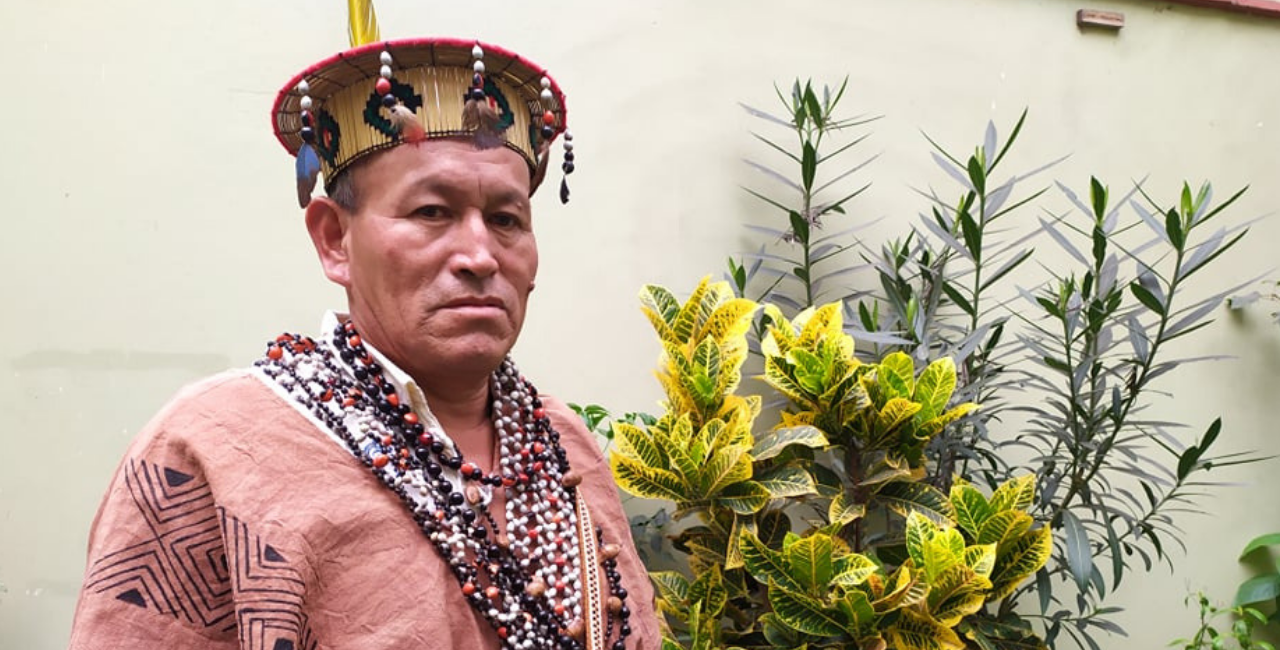 Perú: la lucha del líder yanesha que no puede quedarse en su comunidad