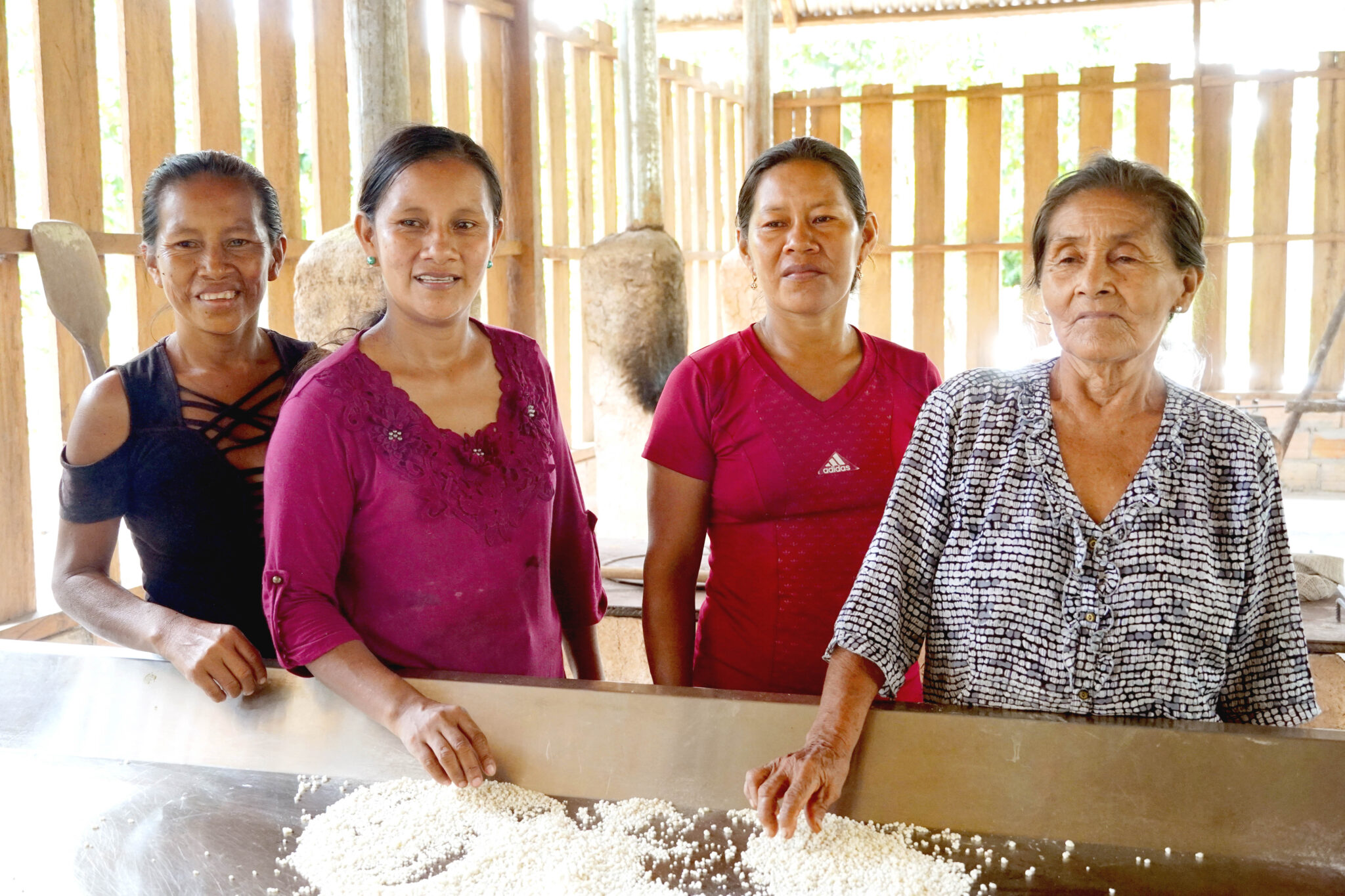 Amazonía, corales y manglares: mujeres lideran la conservación en ...