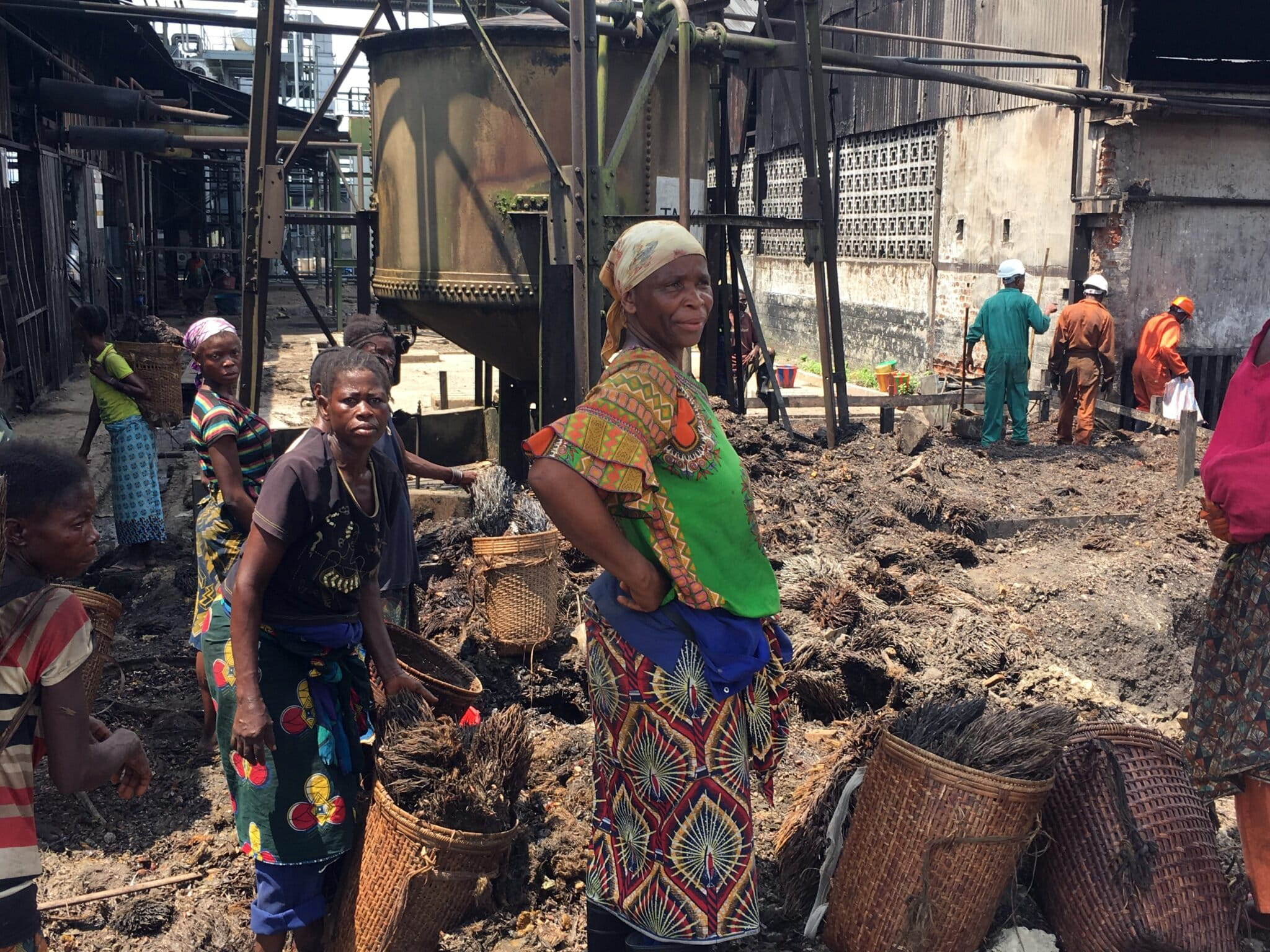 En RDC, les communautés tentent de récupérer leurs terres spoliées par ...