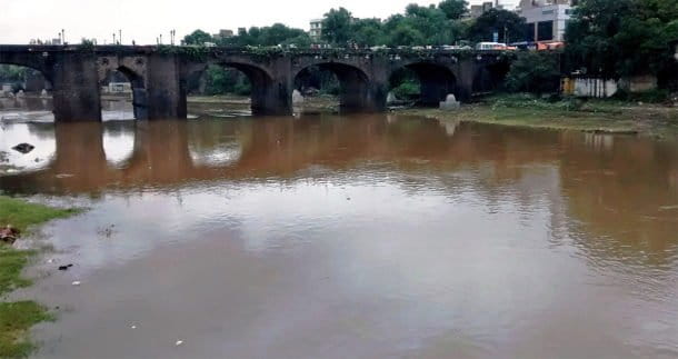 People power to clean up Mutha river in Pune, bit by bit