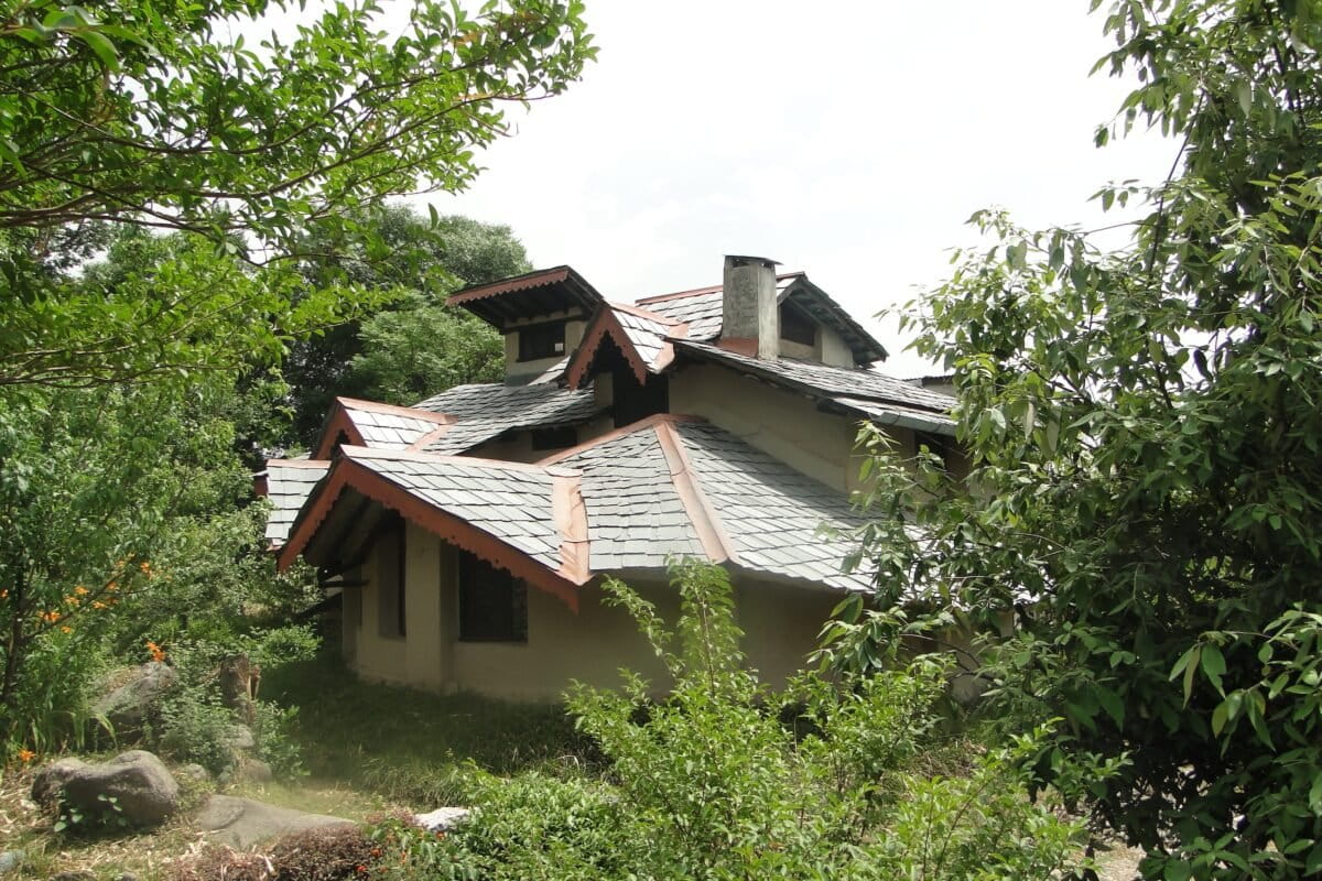 [Book Review] Didi Contractor's journey through ecologically-sensitive ...