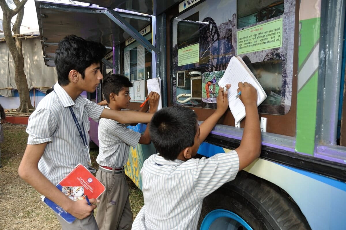 A new era of science festivals in India is bringing science to the public