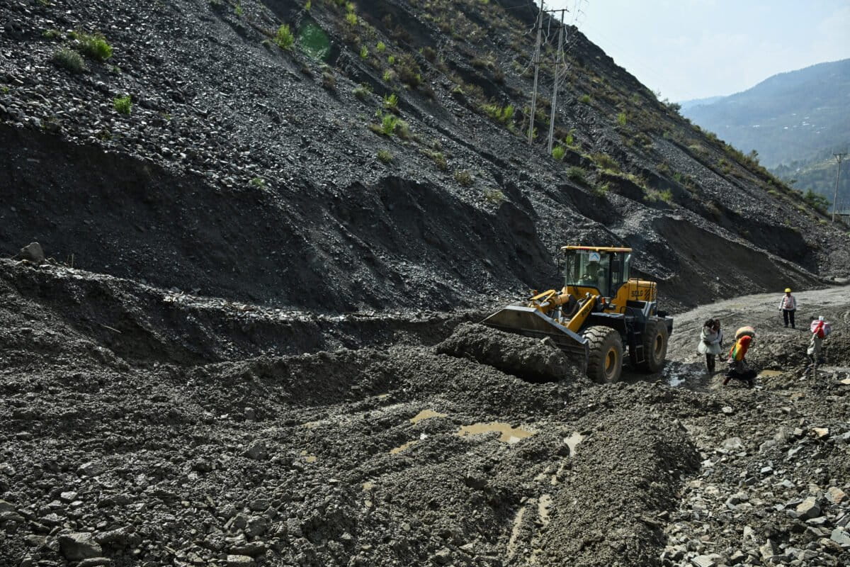 Experts blame unplanned construction for flash floods